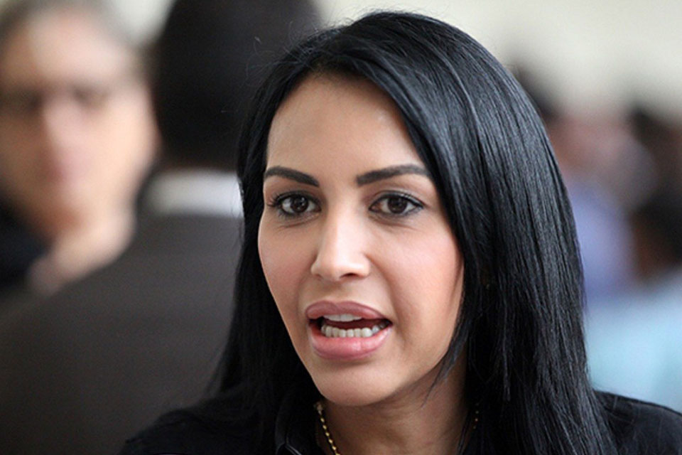 Solórzano: no podemos esperar que lleguen los marcianos a llevarse a Maduro