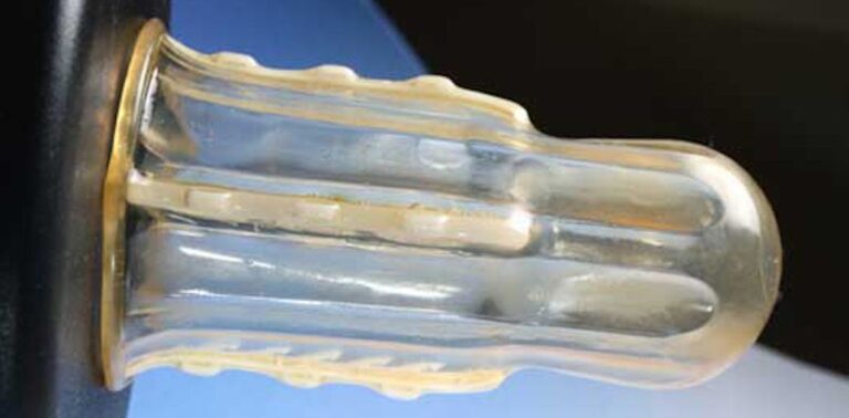 Rape-axe: Dispositivo antiviolación. Entre el aval y la polémica