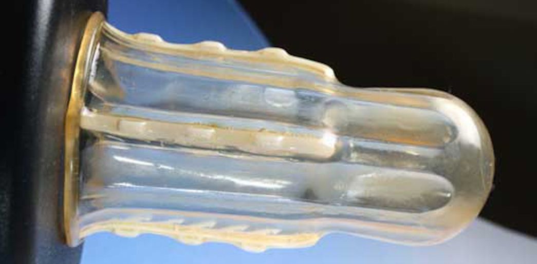 Rape-axe: Dispositivo antiviolación. Entre el aval y la polémica