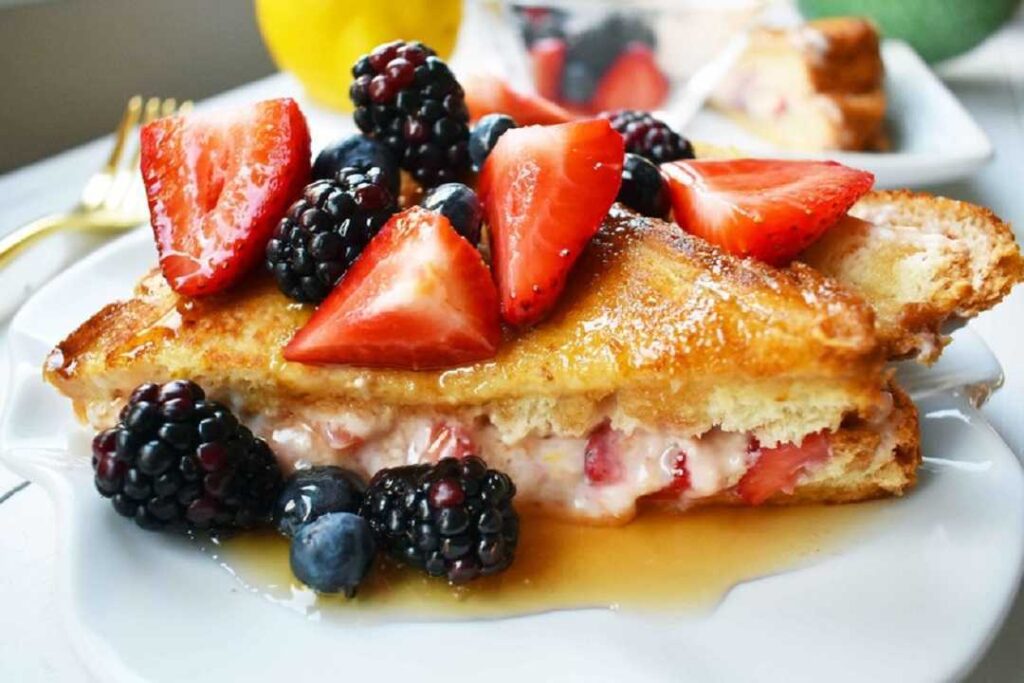 Pan francés con frutas: deliciosa receta para endulzar tu desayuno