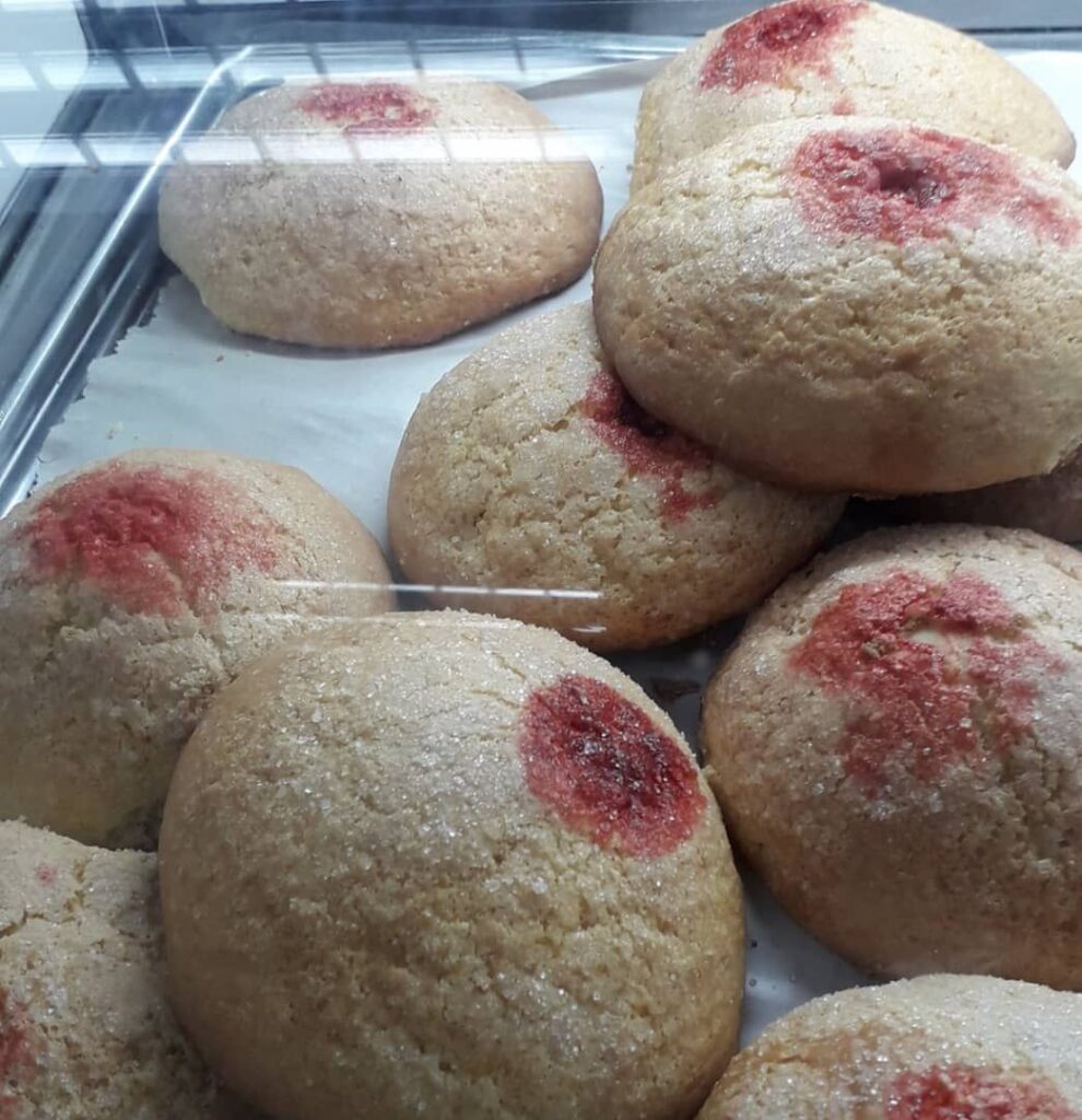 Aprende a preparar el Pan Dulce «Pecho e` Niña» - CURADAS