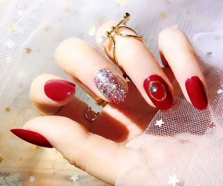 Manicura roja: conoce los diseños más bonitos para hacerlas