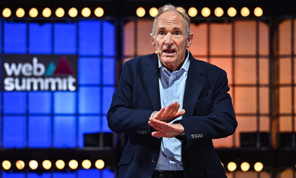 Tim Berners-Lee quiere descentralizar la web con su nuevo proyecto ...