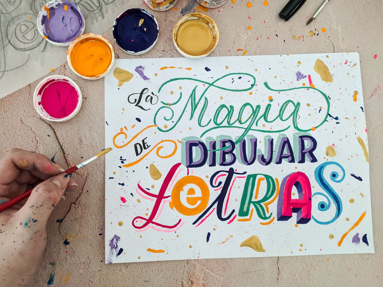 Potencia tu creatividad practicando lettering - CURADAS