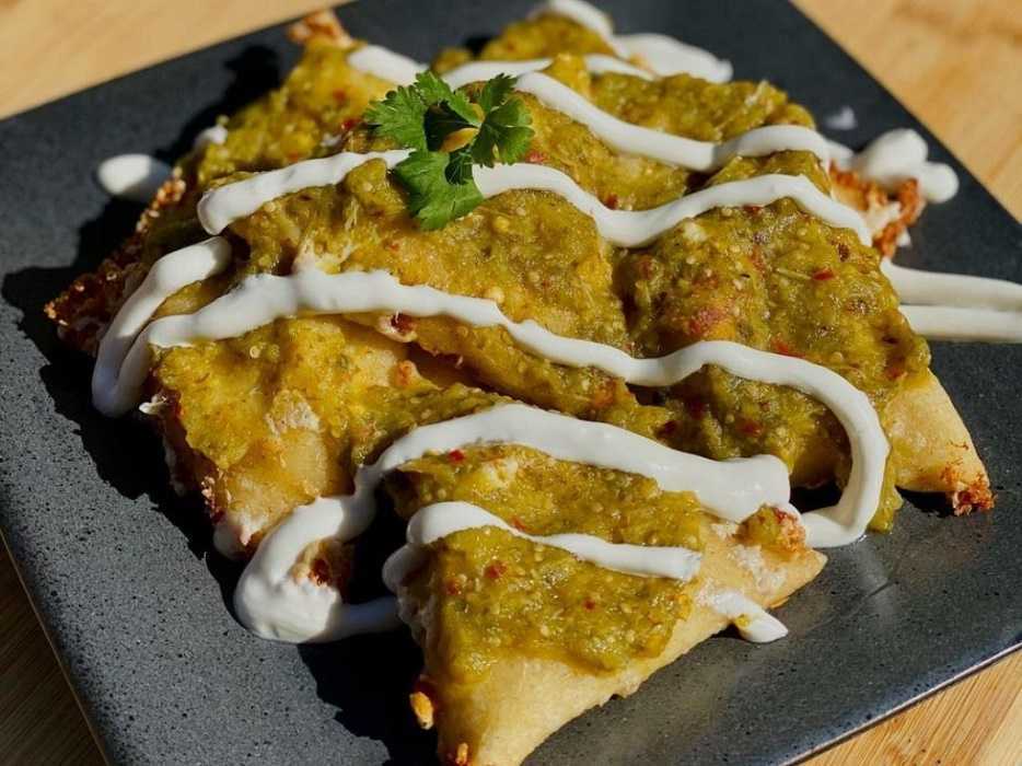 Chilaquiles rellenos de queso: prepara esta rica receta - CURADAS