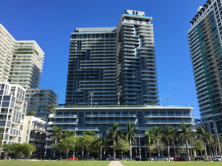 Midtown Miami equilibrio entre vida urbana y comodidad residencial